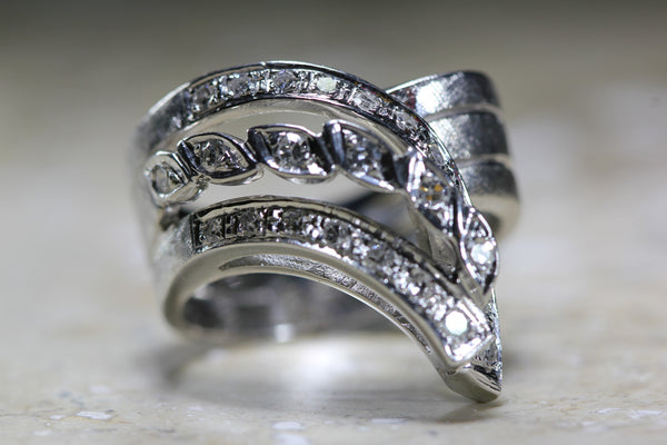 ANTIQUE CHEVRON MOTIF RING DIAMOND 14K W GOLD RETRO 1940's - Garden Of ...